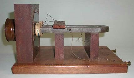 Queen's Blog: The Industrial Age (1700s-1930s)