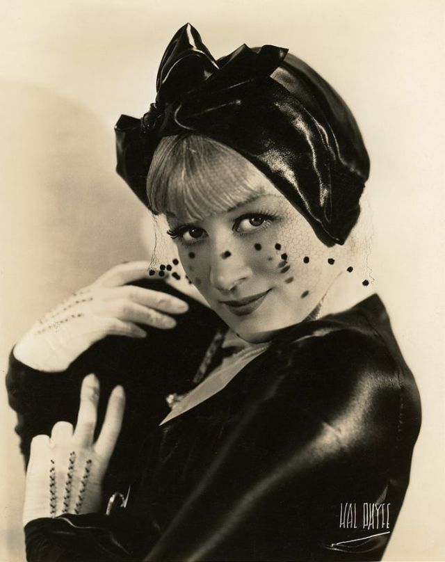 40 Gorgeous Photos of Greta Nissen in the 1920s and ’30s ~ Vintage Everyday