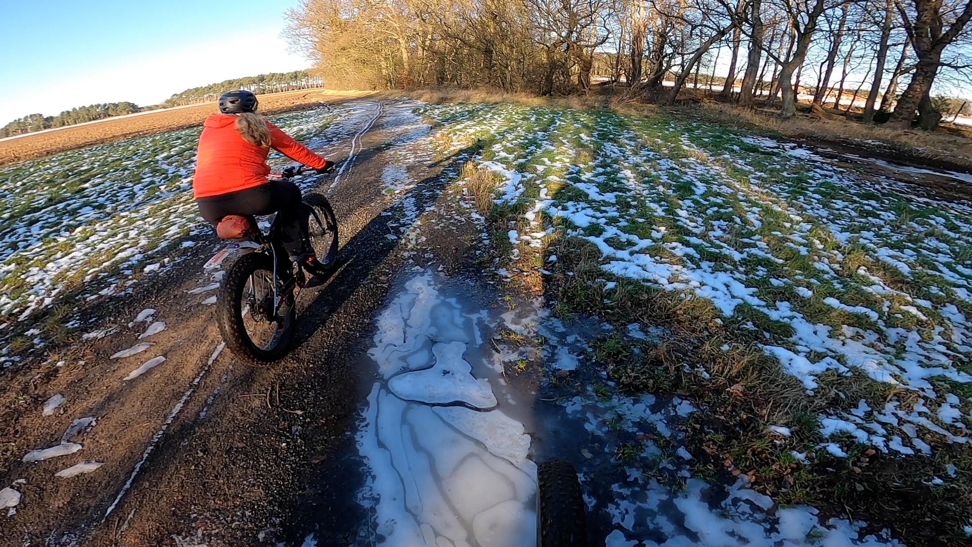 coastrider: Isolation Cycle Pt 19; More Hedderwick trails...