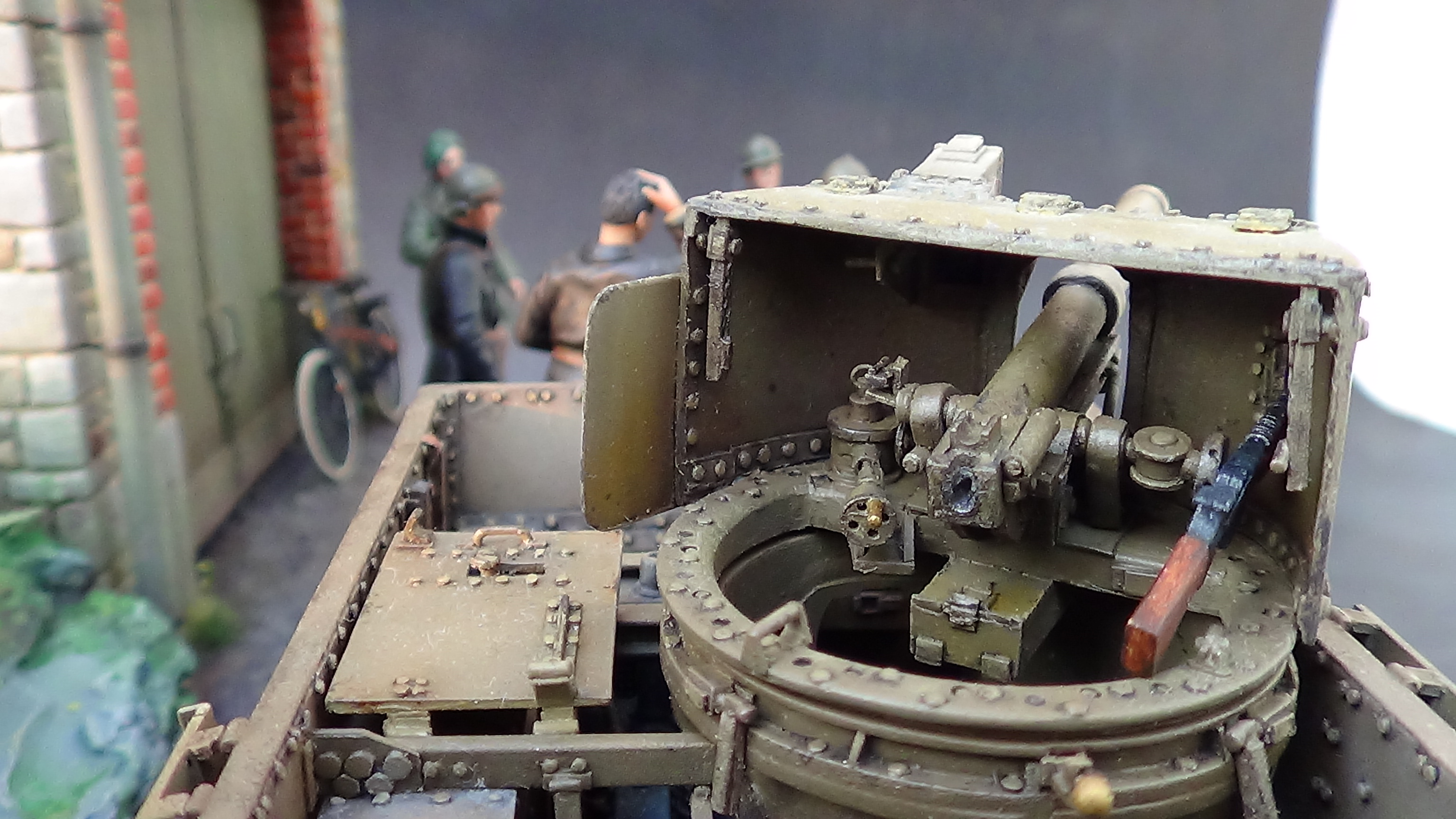 Size's military scale models