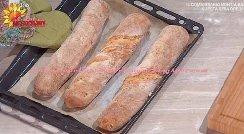 Pan grissini alle olive ricetta Fulvio Marino da É sempre mezzogiorno