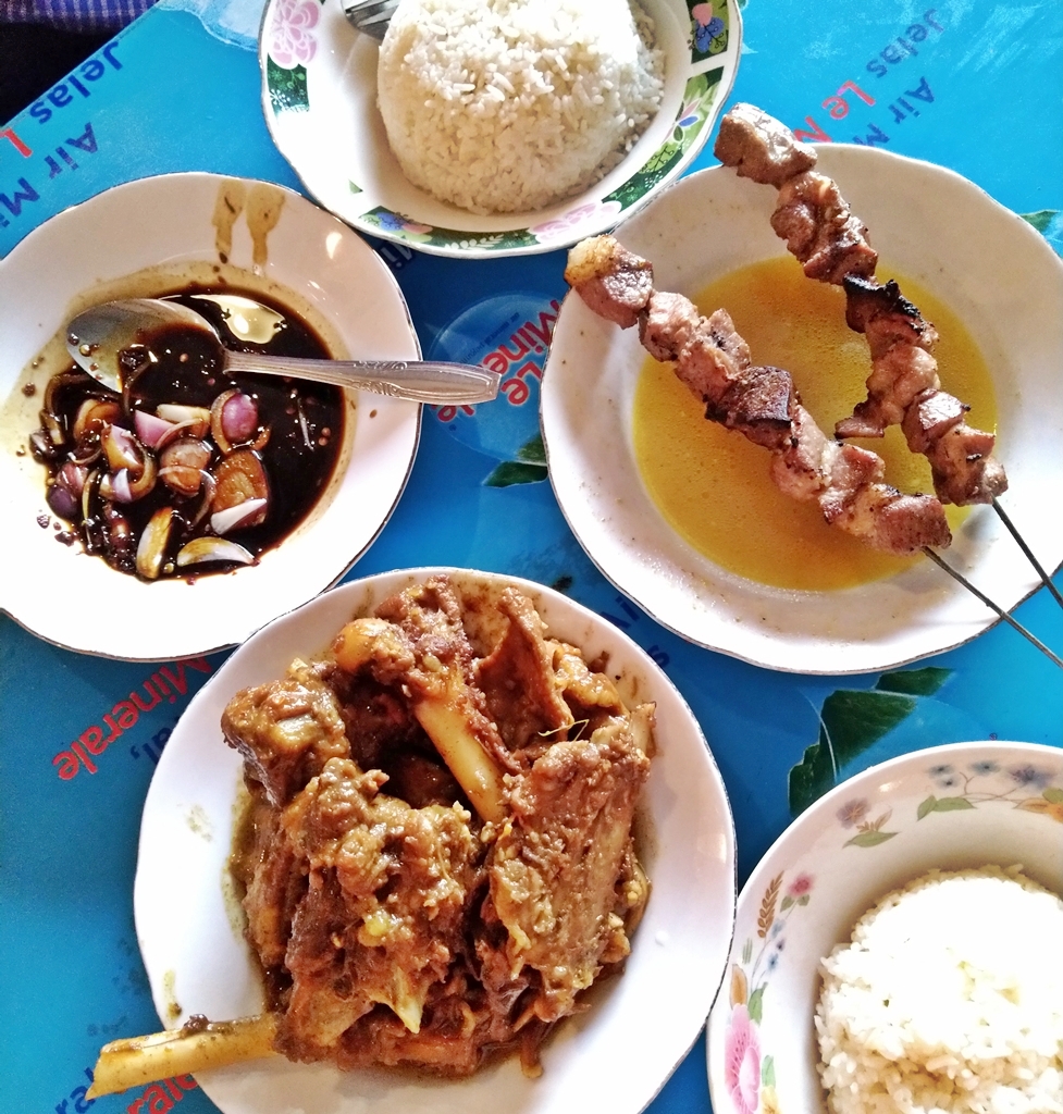 Mencicipi Keunikan Sate Klathak Pak Pong di Bantul Jogja - Catatan ...