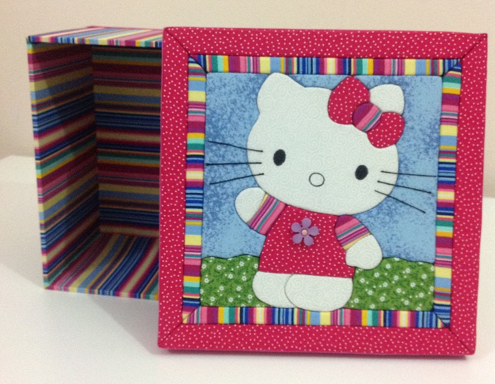 Canda patchwork: Caixa Hello Kitty