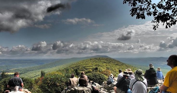 PA Environment Digest Blog: Hawk Mountain Sanctuary Flies Into Fall ...
