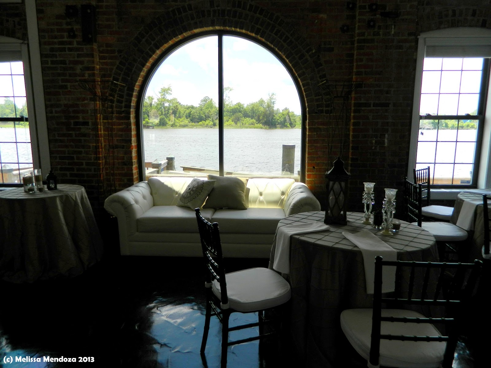 Ashton & Chase's easy-going love! ~ RSVP: The RiverRoom Blog