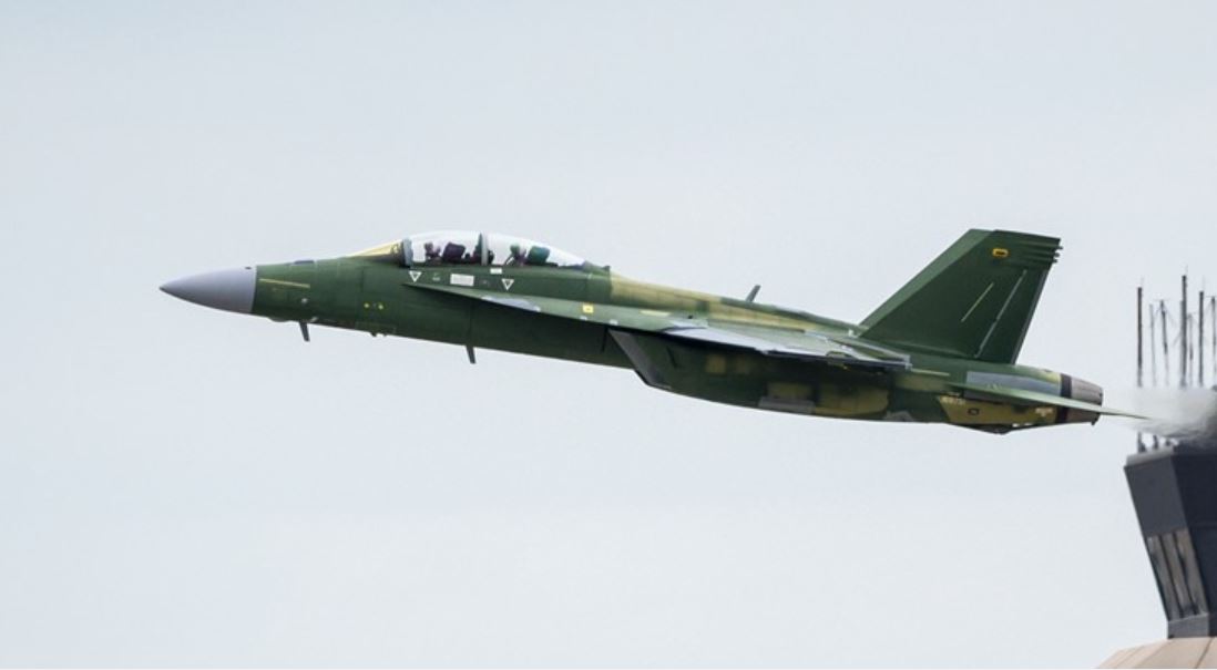 Military and Commercial Technology: Boeing Delivers First F/A-18 Block ...