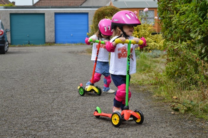 Mini Micro Scooter Review - Twin Mummy and Daddy
