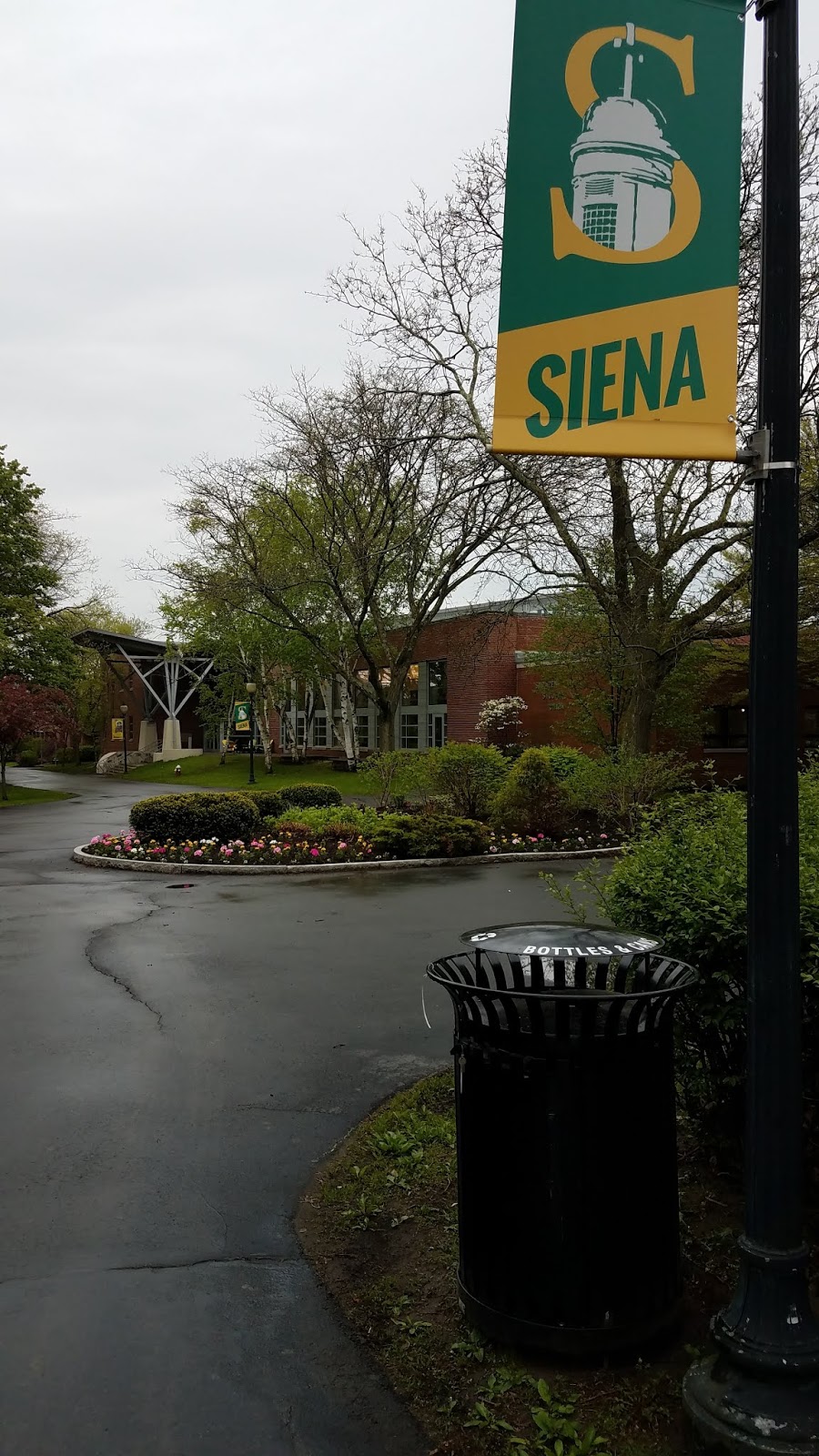 Tour college: Siena College