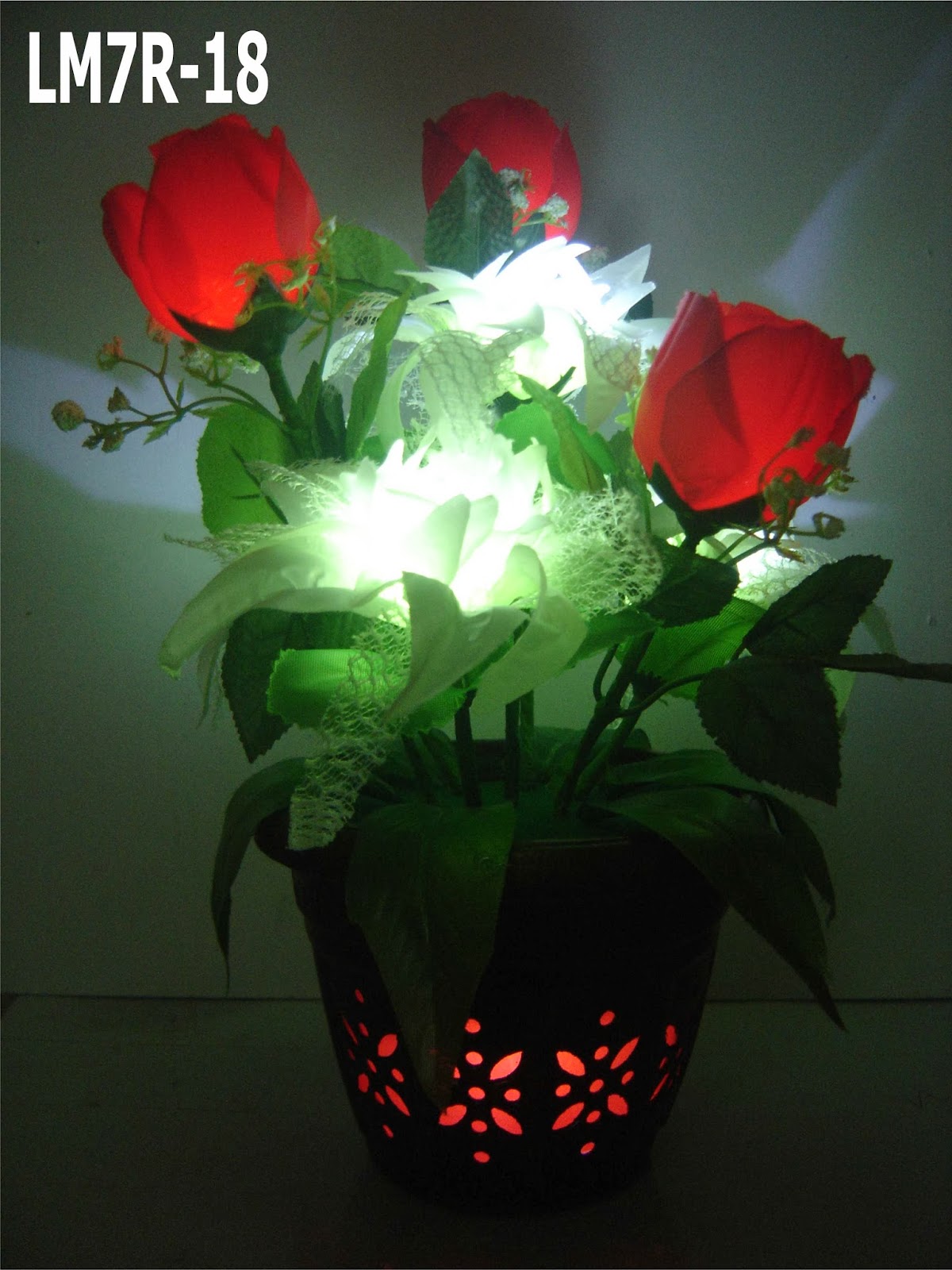 Lampu Bunga Hias: Lampu Meja 7 Tangkai Rechargeable ( Include Charge )