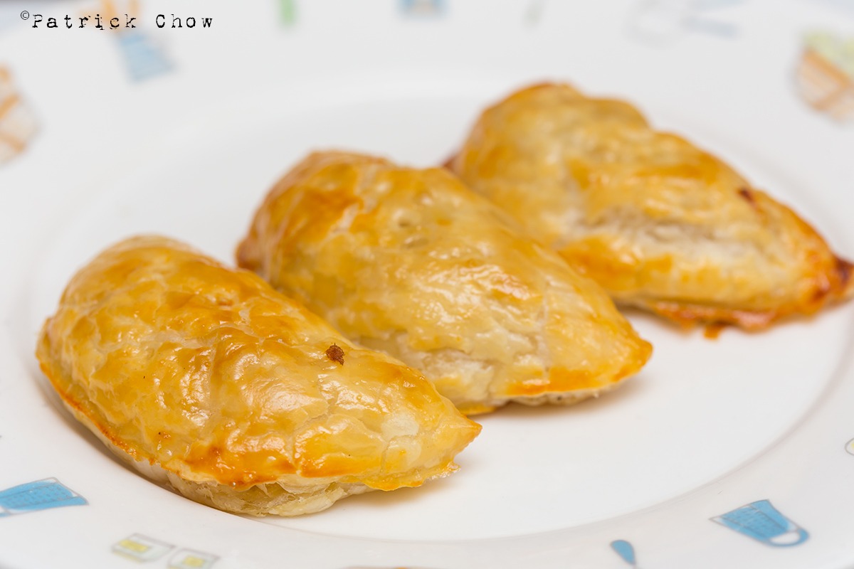 Cook With No Books: Mini chicken puffs