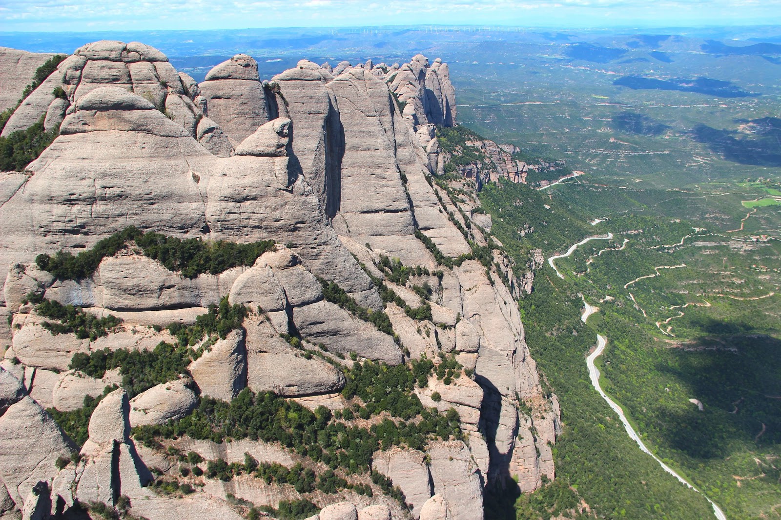 Camí de Sant Jeroni. | Muntanya de Montserrat Monestir i Santuari.