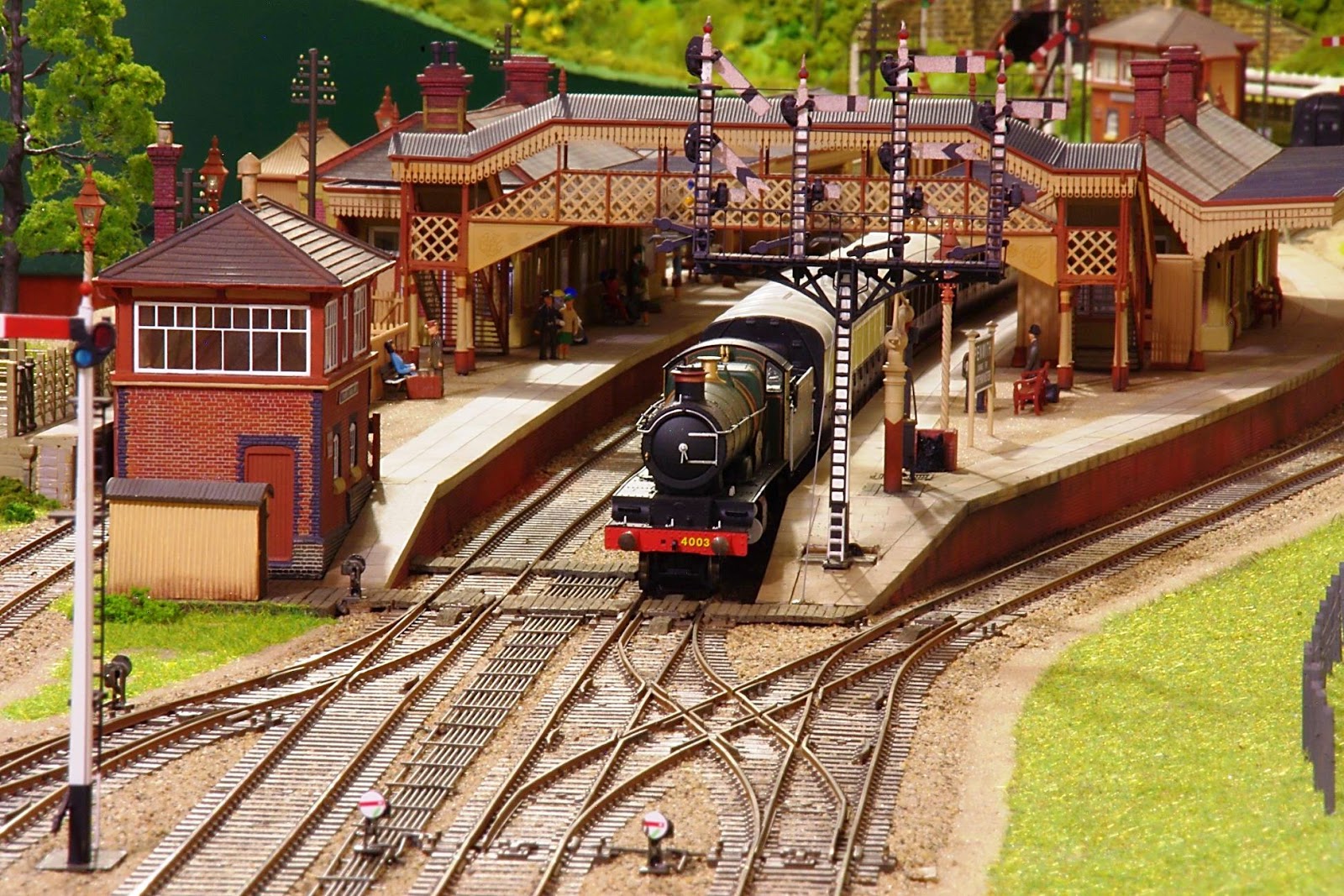 Gav's Workbench: GWR water tanks & footbridge