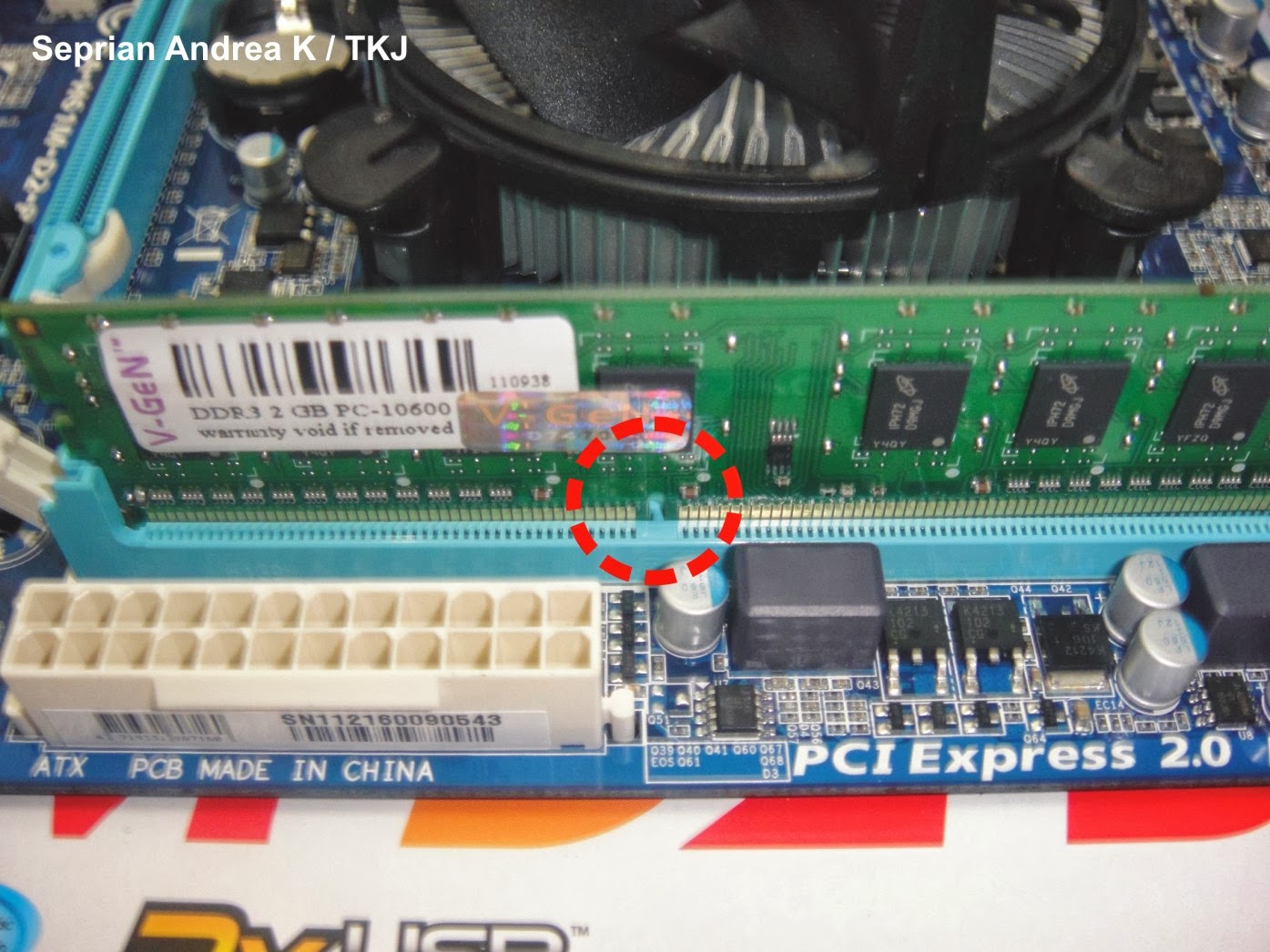 Cara Memasang RAM ~ SEPRIANSHARE.BLOGSPOT.COM