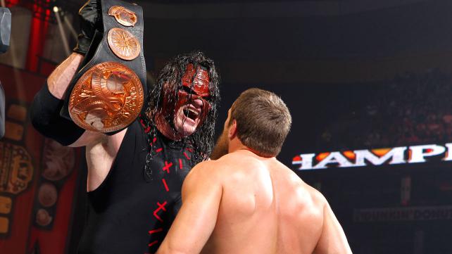 WWE In live!!!!: KOFI KINGSTON & R-TRUTH vs DANIEL BRYAN & KANE