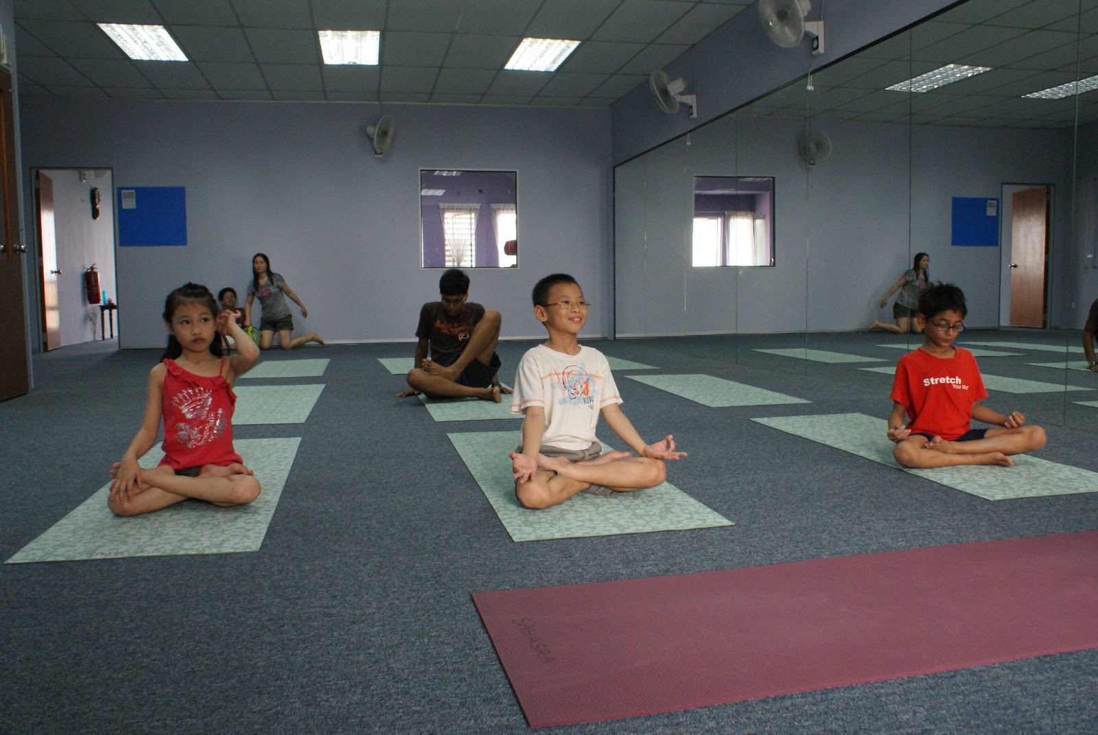 Sahasra Yoga: Kids Yoga
