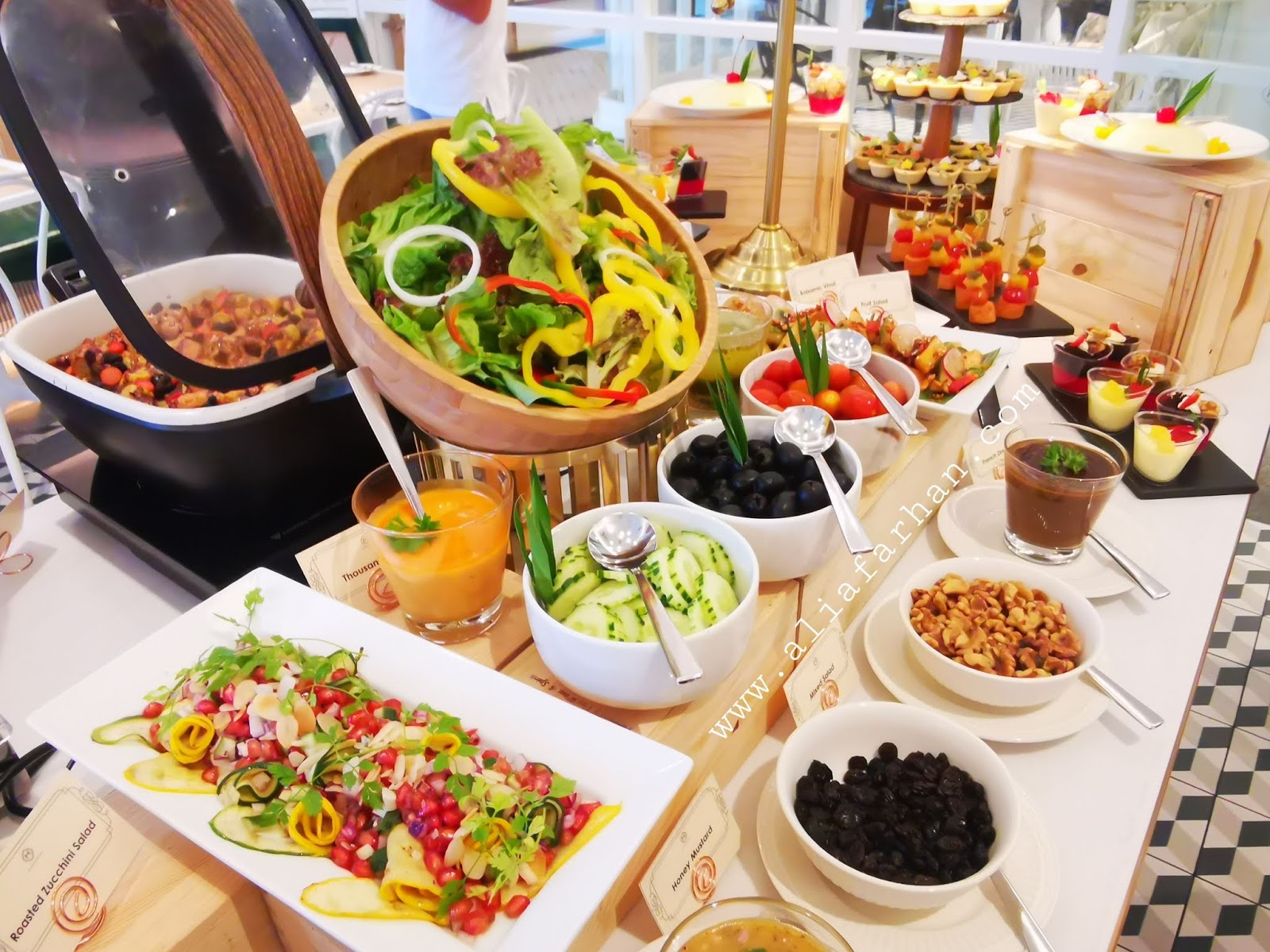 Hot Roast Lunch and Dinner Buffet at The Glasshouse, The Prestige Hotel ...