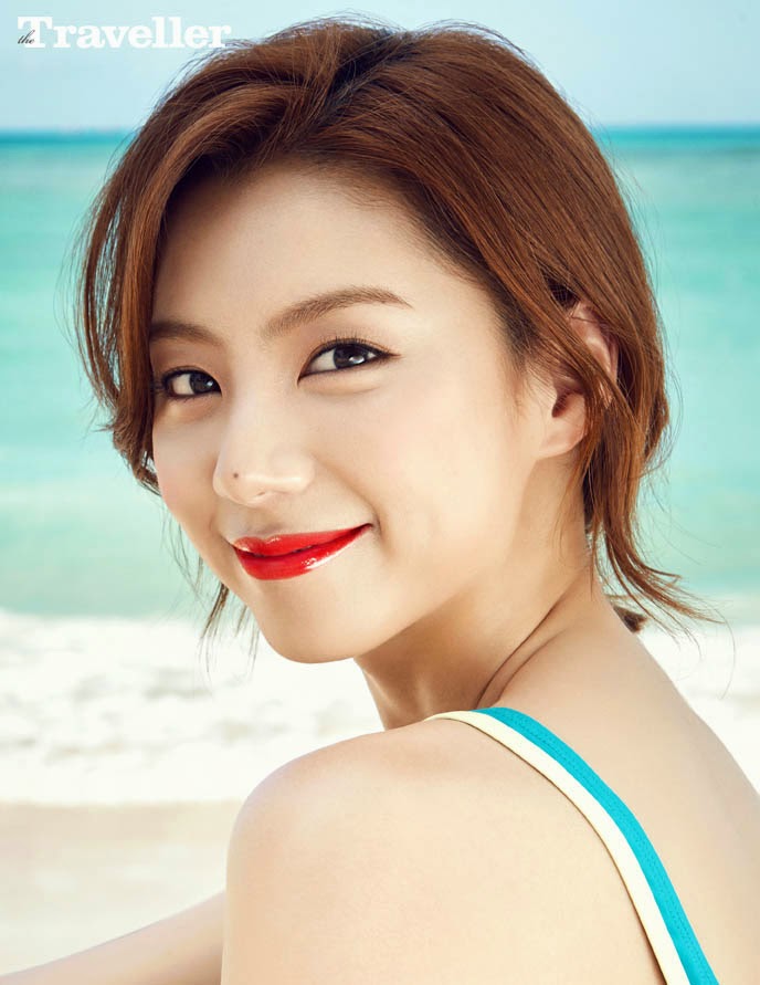 Park Soo Jin The Traveller May 2015 Daily Korean Showbiz News