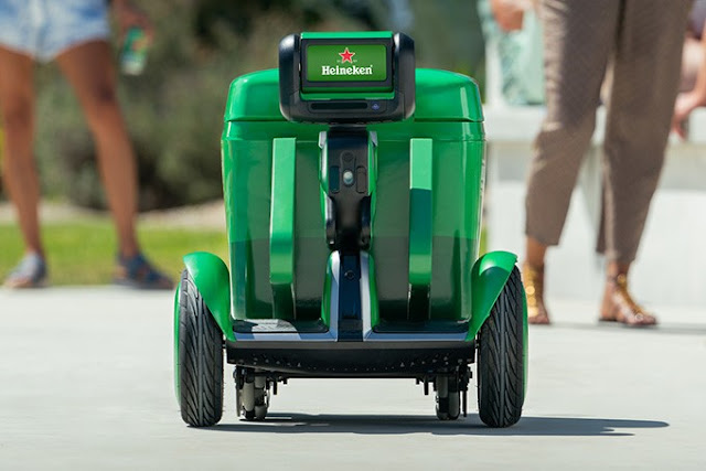 Tecnoneo: Heineken construyó una nevera inteligente qye se desplaza por ...