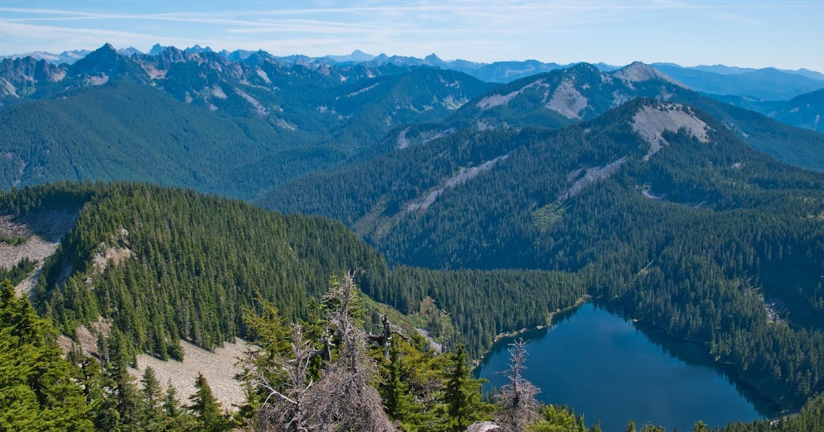 Hiking Shenandoah: Mount Defiance (Snoqualmie Pass)