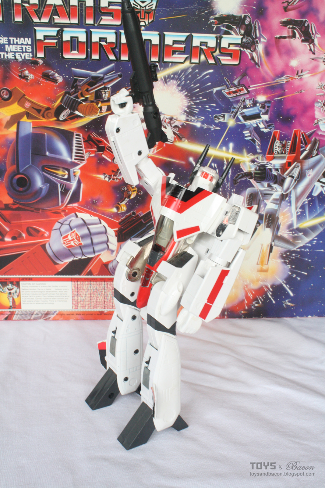 Toys and Bacon: Figure Friday: G1 Jetfire
