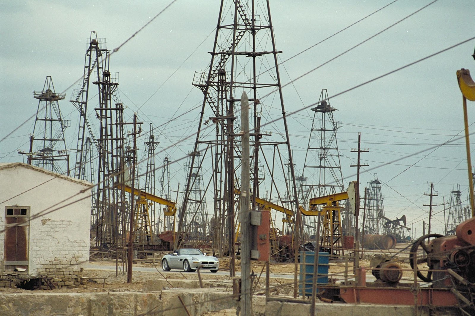 The Secret Agent Lair: Bond Takes The Bridge To The New Millennium