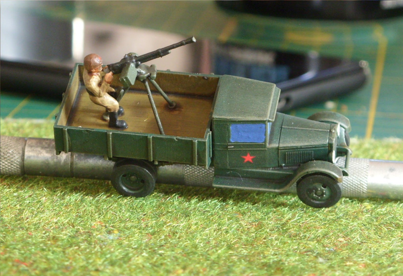 WORLD WAR 2 MODELZONE: 15mm ZIS-5 Truck With AA DsHK