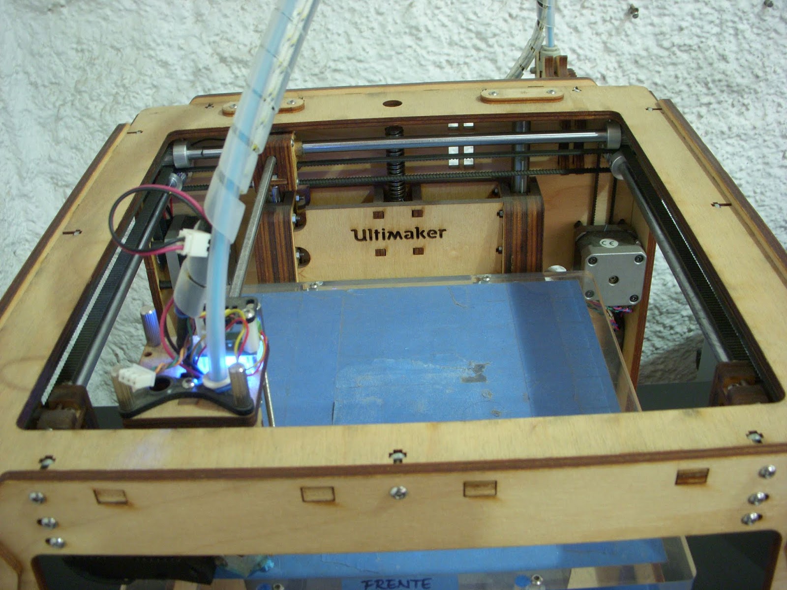 Is it possible to know which is the Printer's model by it's serial ...