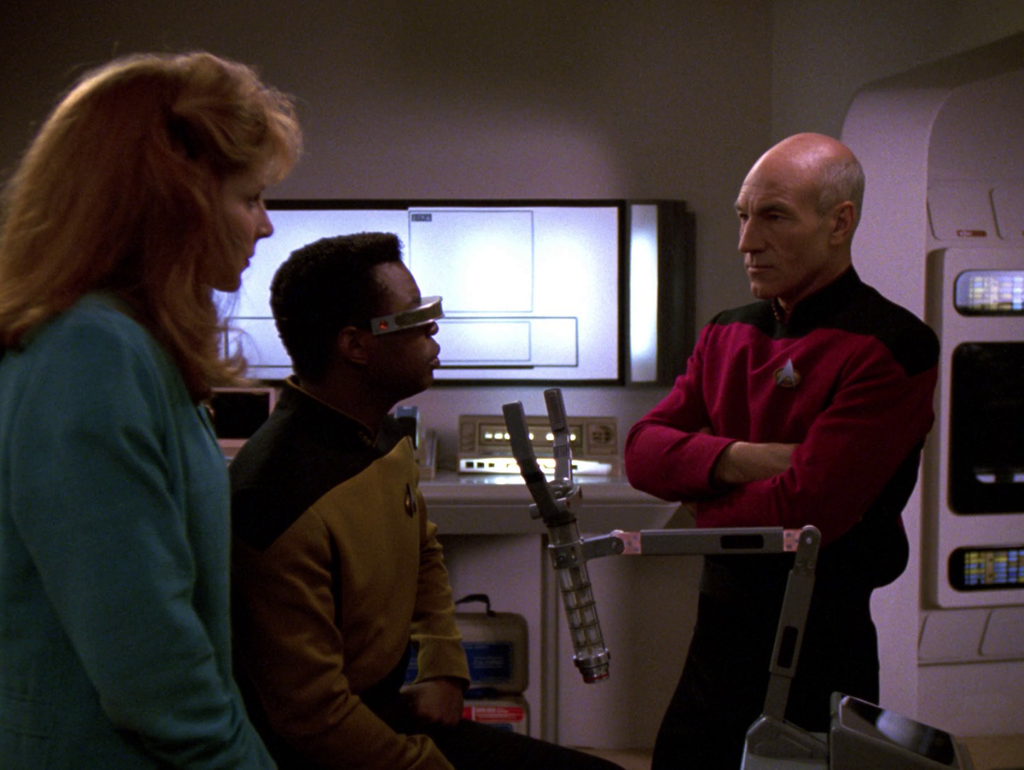 Random Fandoms: Star Trek TNG Cause And Effect