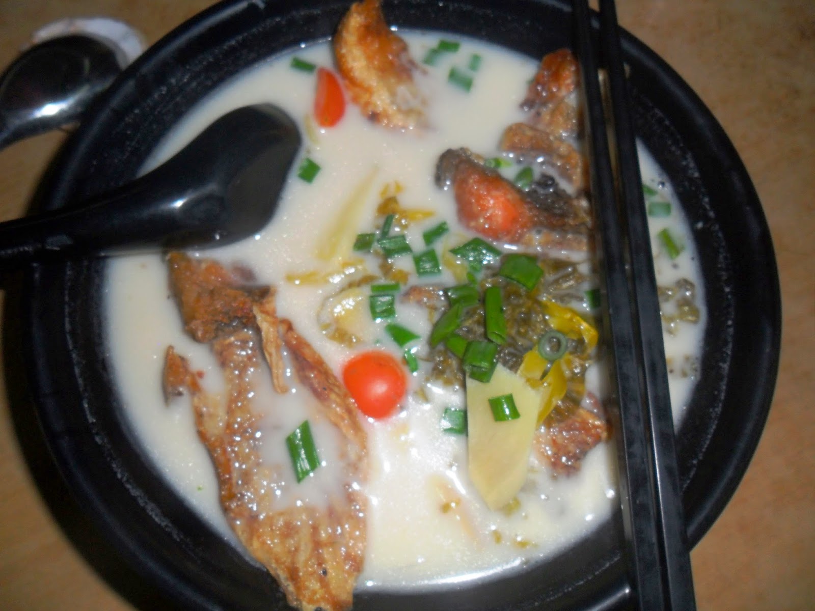 Ewe Paik Leong, The Wordslinger: Try Norway salmon fish head noodles if ...