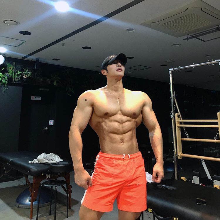 Muscle, Muscle, Muscle: Jun Cho