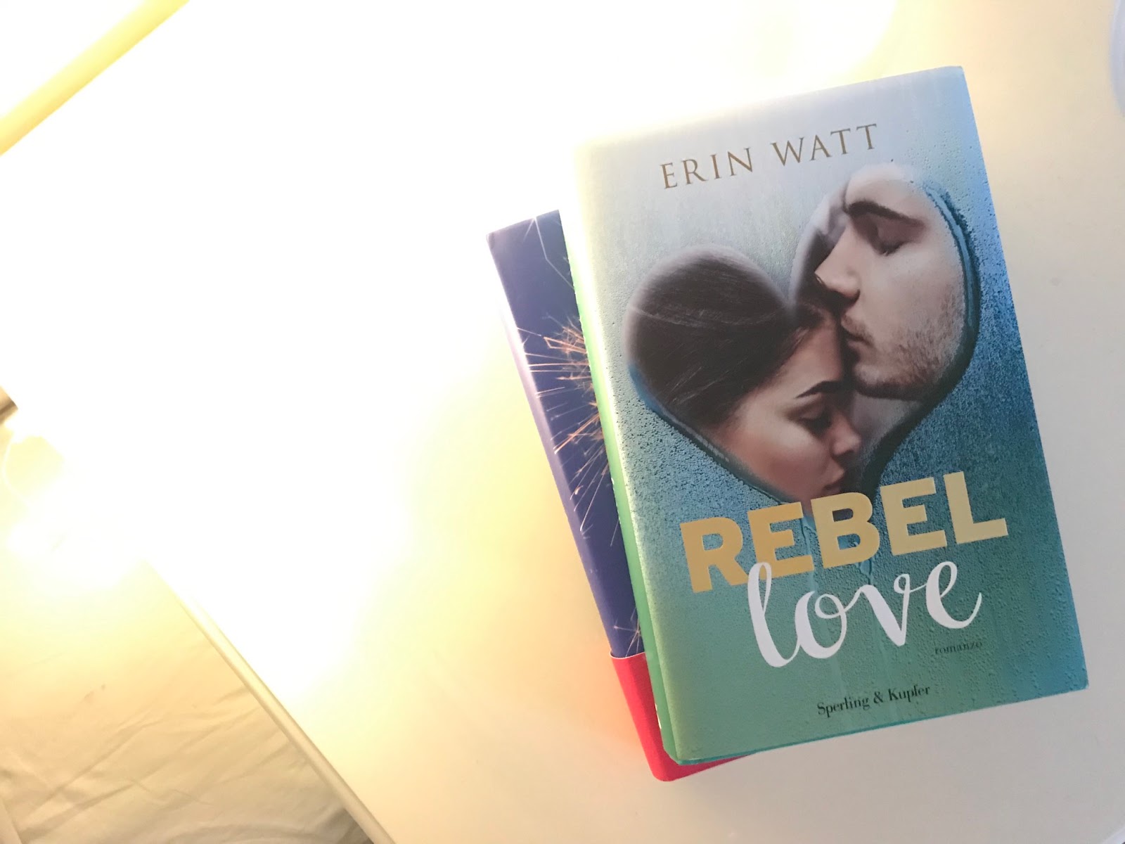 REBEL LOVE, ERIN WATT. Recensione. - Valentina Abbr - Books & Beauty