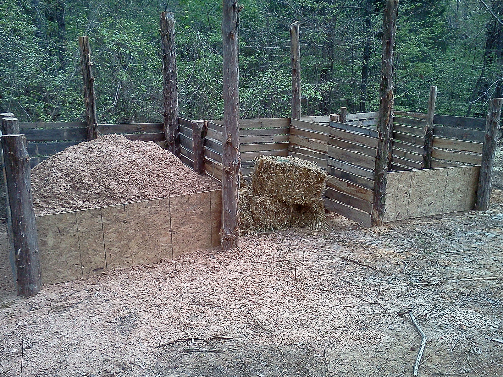 Compost Bins – Updated Design – maitrihomestead.com