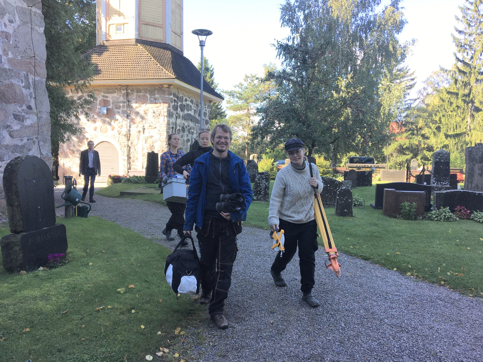 Mullan alta: Keskiaikaista käsityötä Perttelin kirkon vintillä