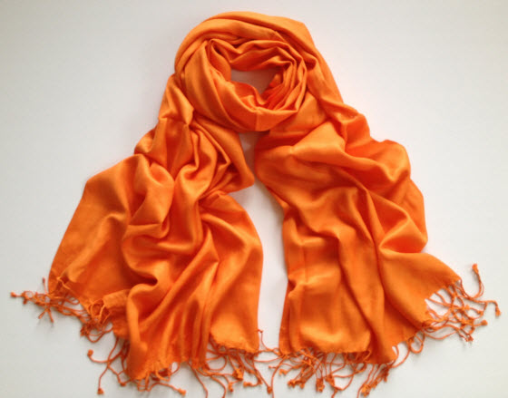 Clemson Girl: Queen of the Tailgate Clemson scarf giveaway
