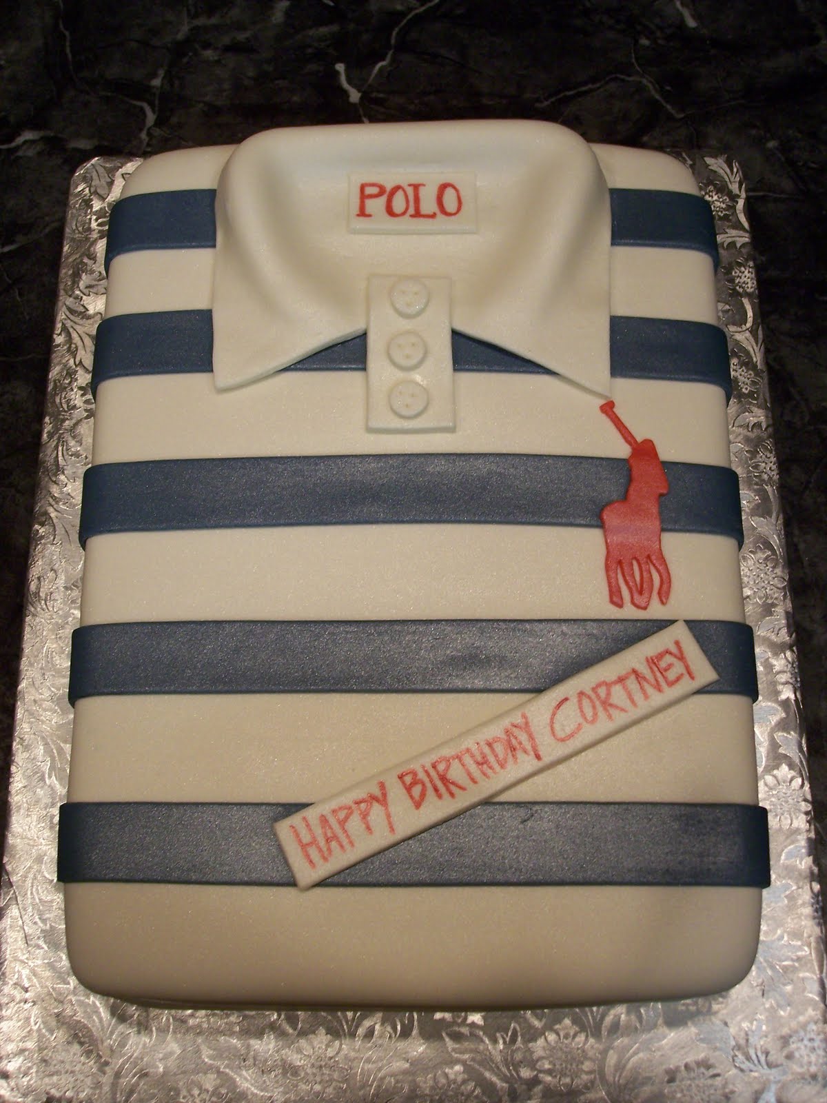 MyMoniCakes: Polo shirt Cake