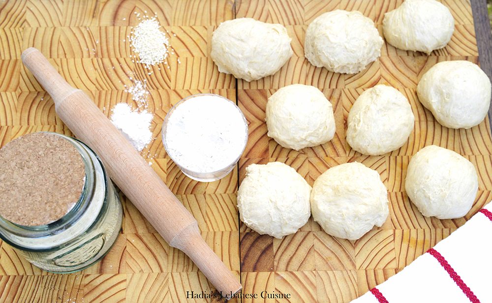 Kaak/ Kaak Alasreya/ Lebanese Street Bread | LEBANESE RECIPES