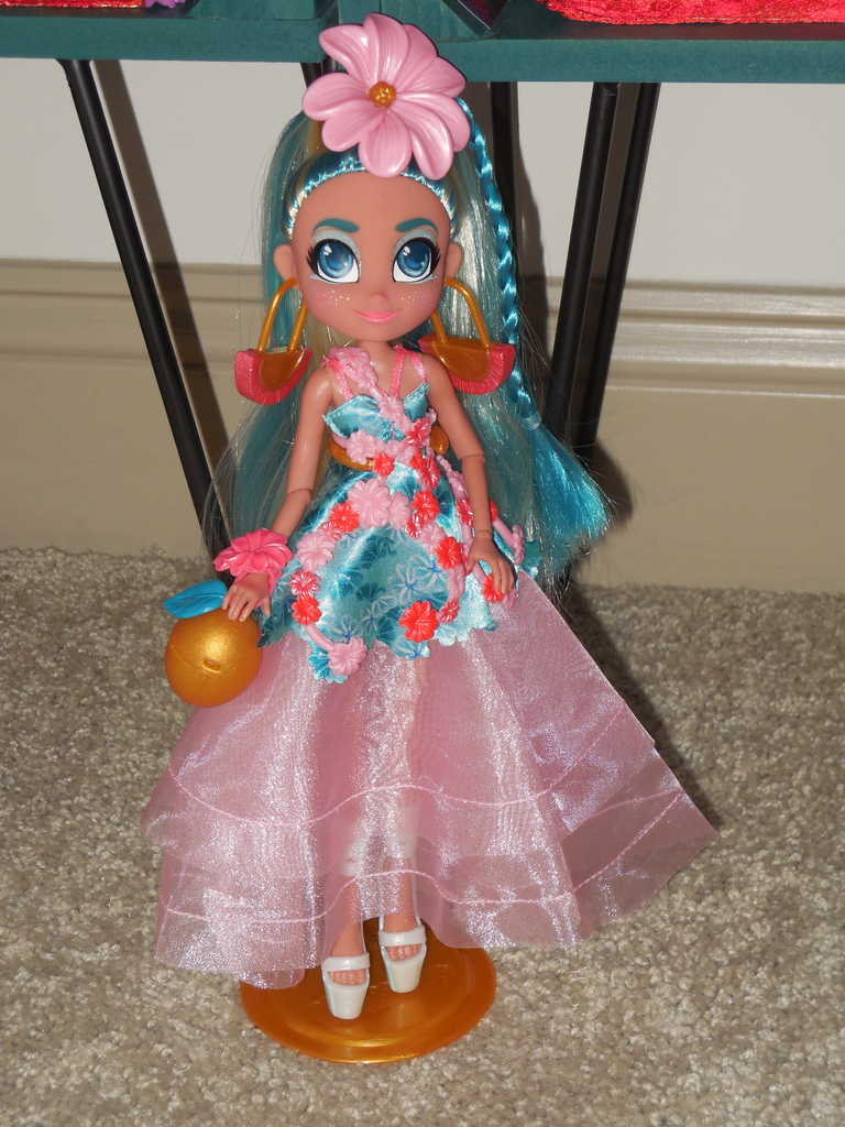 Veni Vidi Dolli: REVIEW: HAIRDORABLES HAIRMAZING PROM PERFECT NOAH