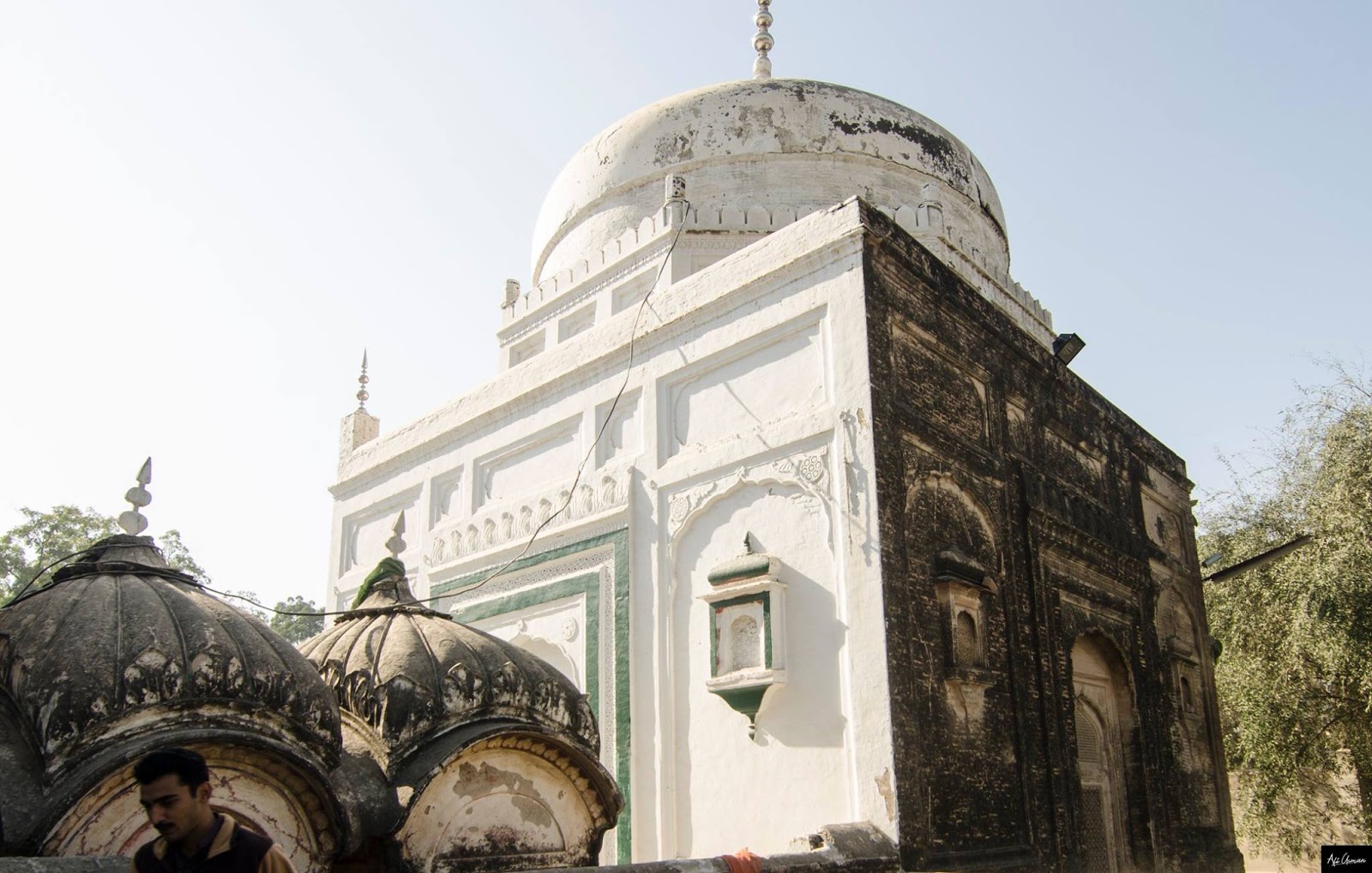 DIPALPUR CITY: ANCIENT GRAVEYARD IN DEPALPUR