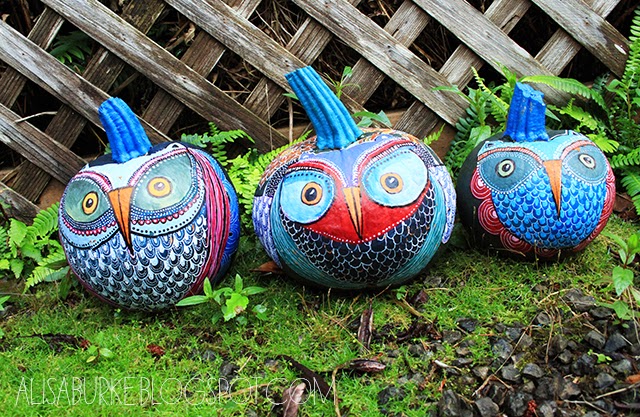alisaburke: painted owl pumpkins