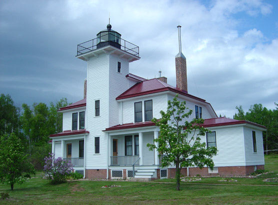 Day Hiking Trails: Visit historic lighthouse on Raspberry Island