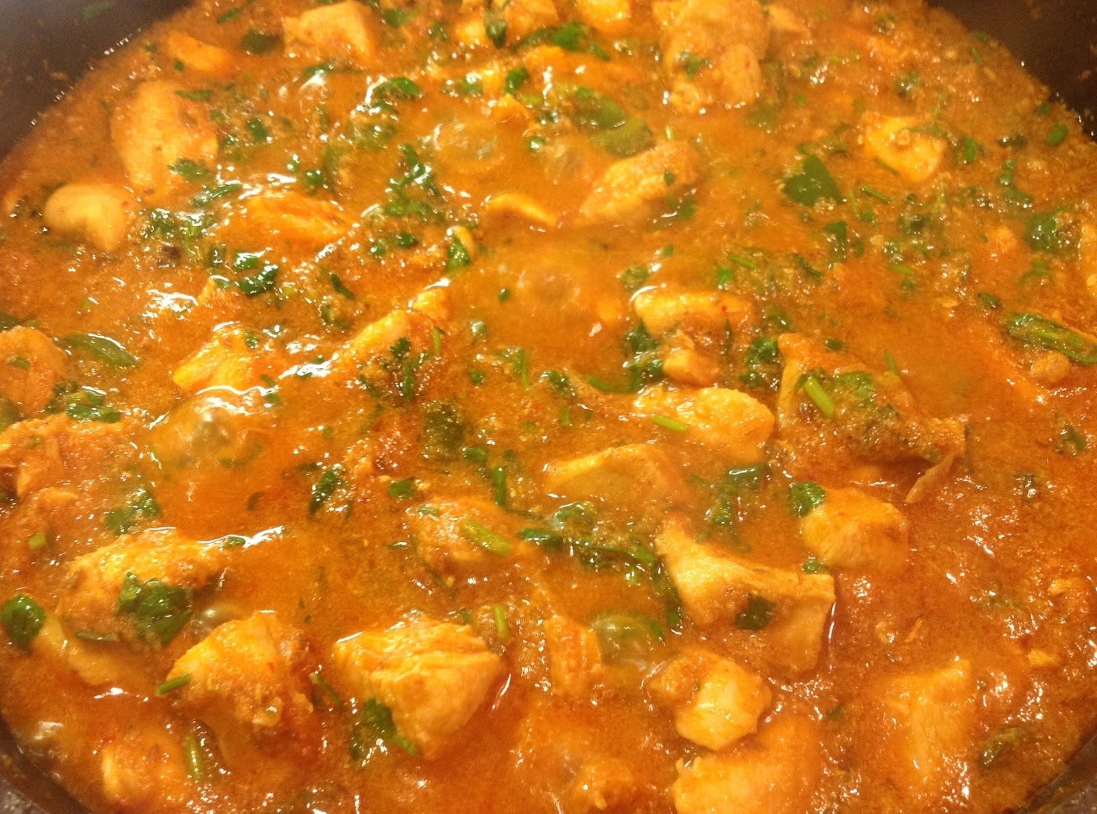This Muslim Girl Bakes: My Auntie's Chicken Curry