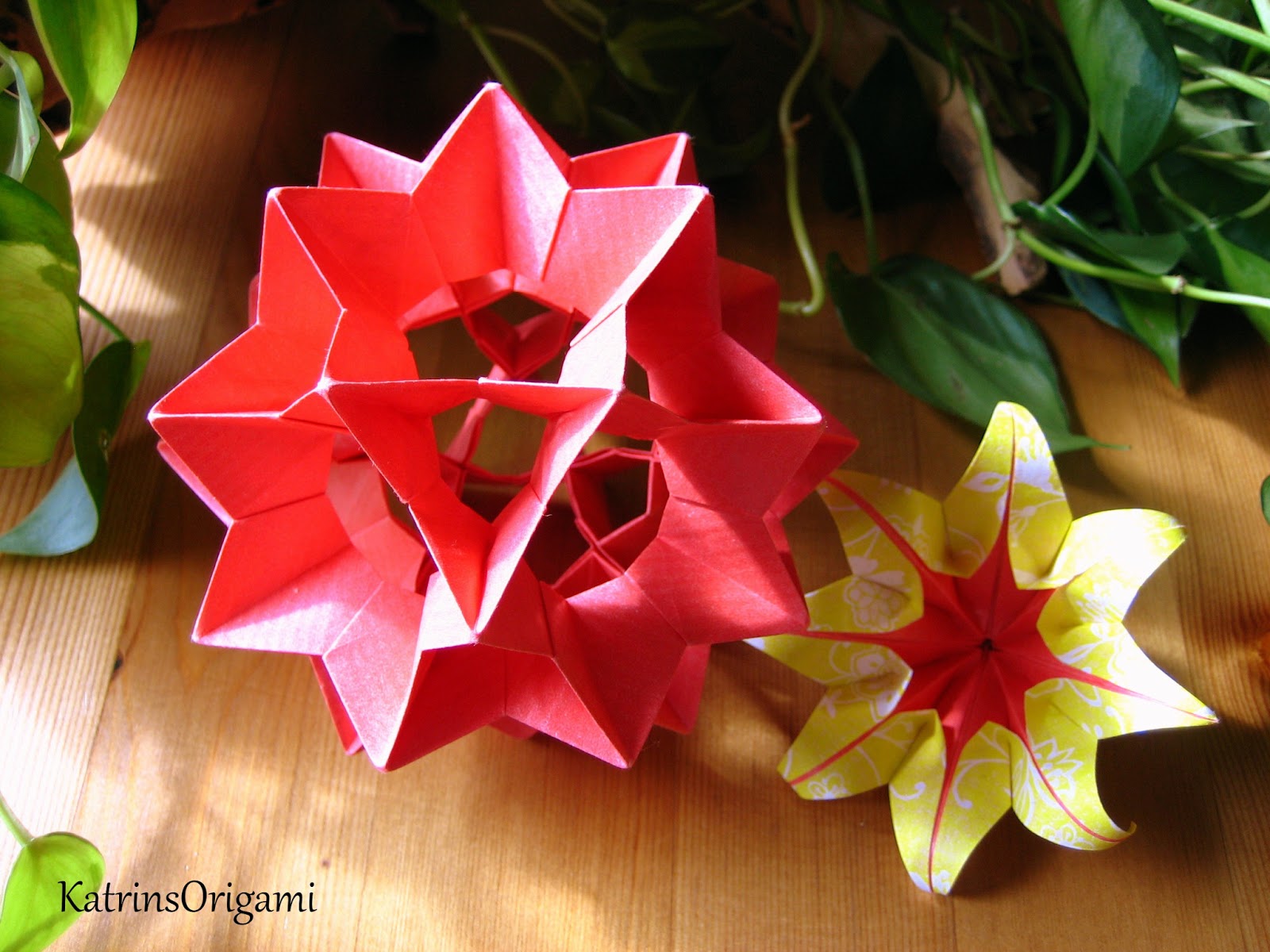 Origami die Kunst des Papierfaltens: Origami Electra meet`s Flower