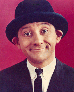 Clarke Chroniclers Viewing: 169 The Small World of Samuel Tweet