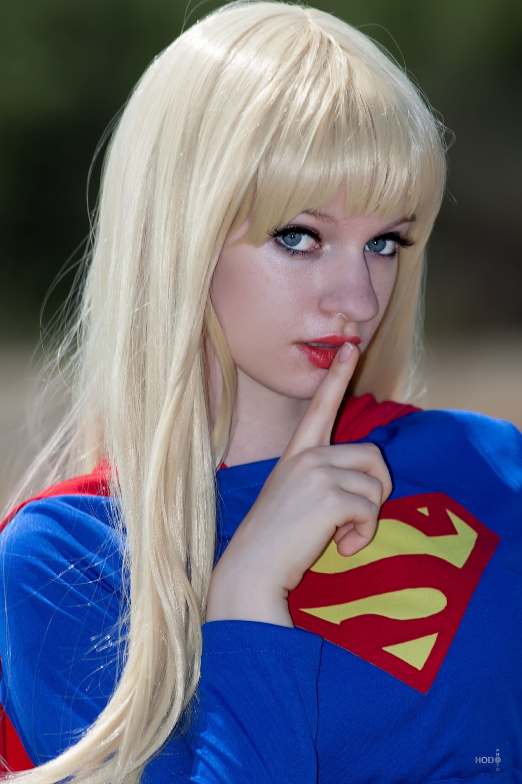 30 Supergirl Cosplayers Who Will Make You a Man of Steel - Creative ...