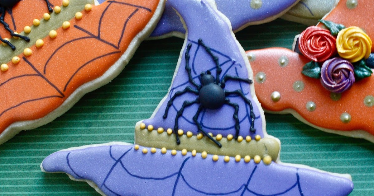 Easy Halloween Royal Icing Spiders! | Rosemary's Sweet Kissed Confections