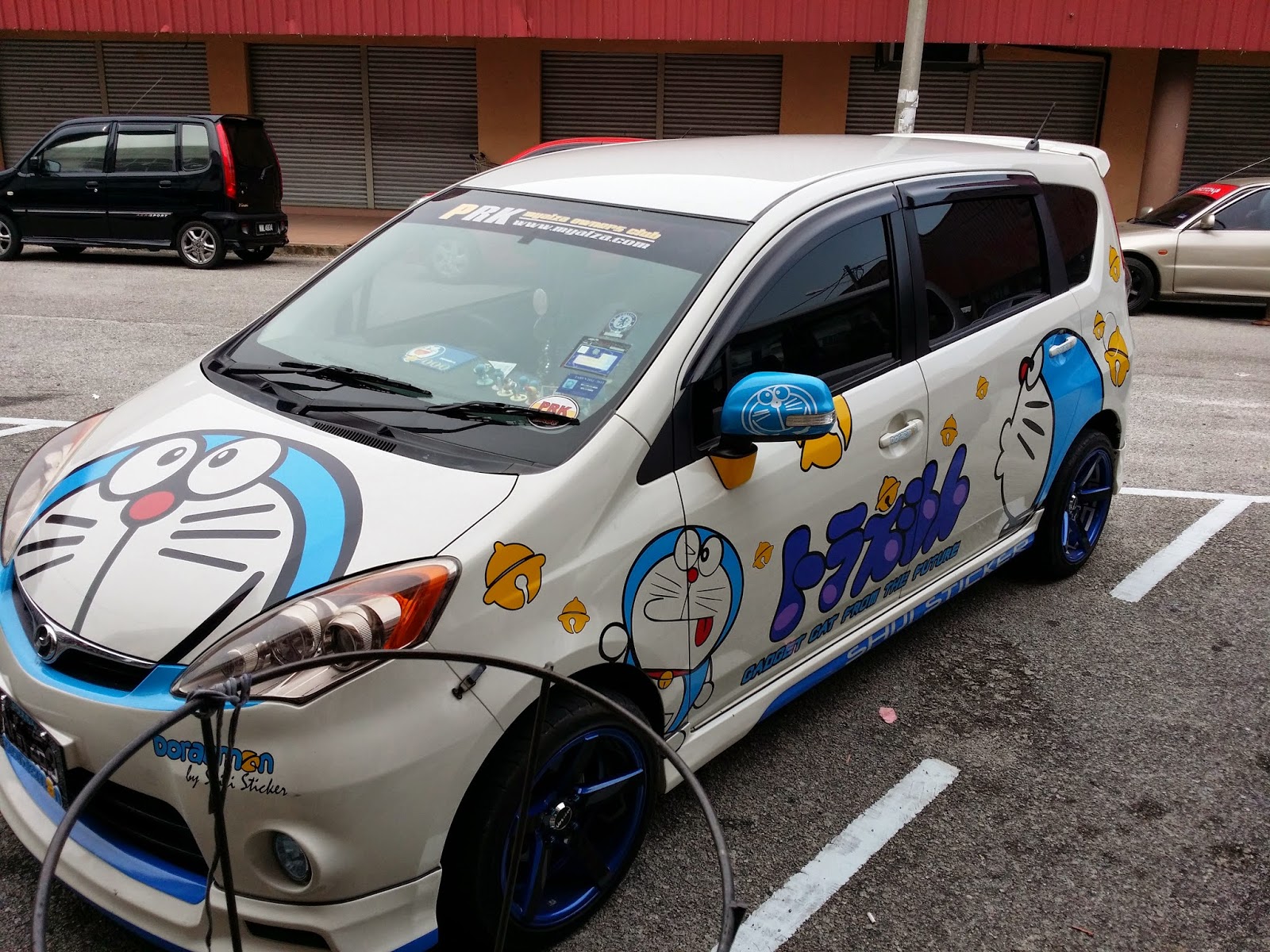 Xing Fu: DORAEMON CAR