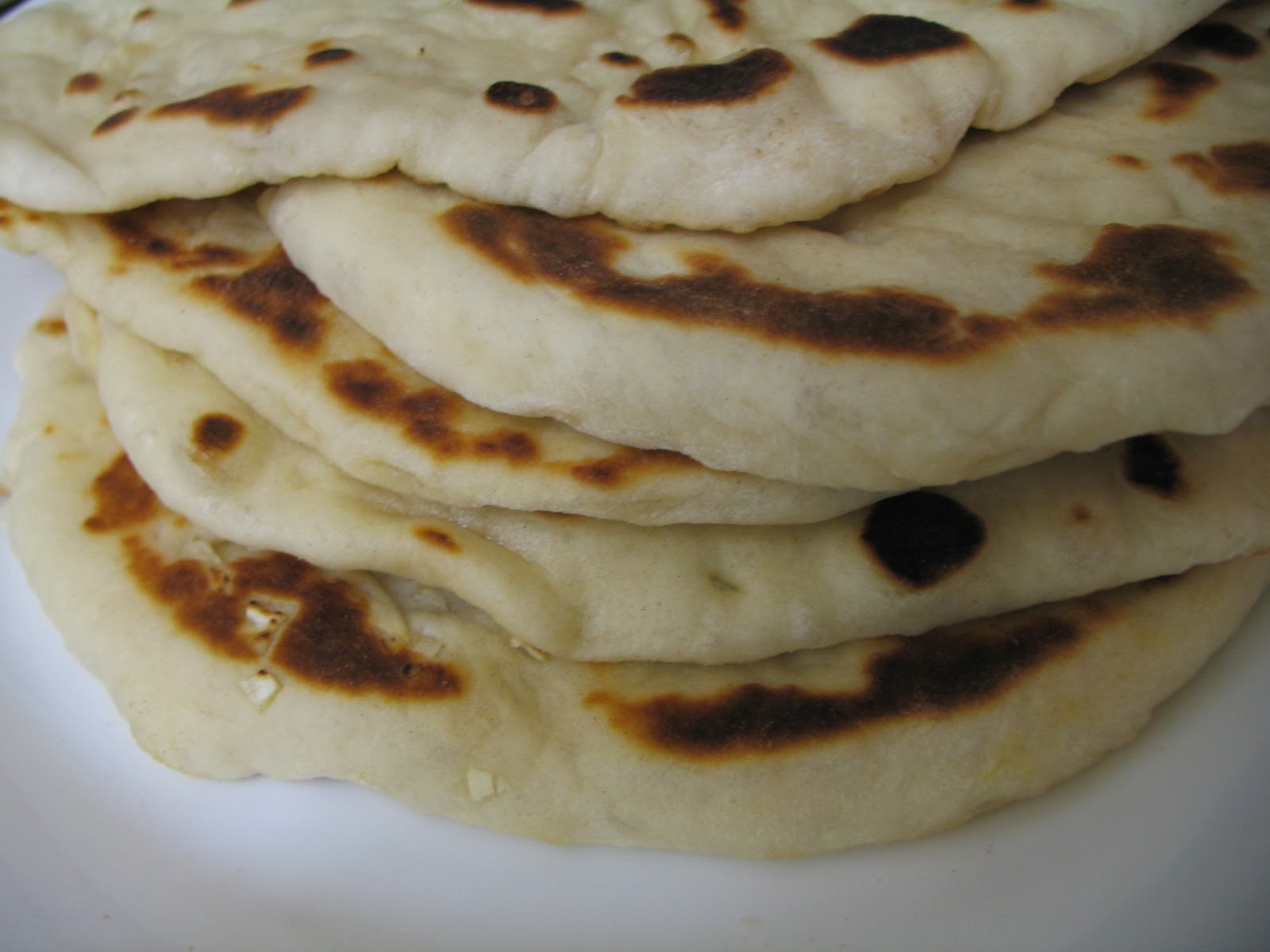 MENU LICIOUS: Skillet Naan Flatbread