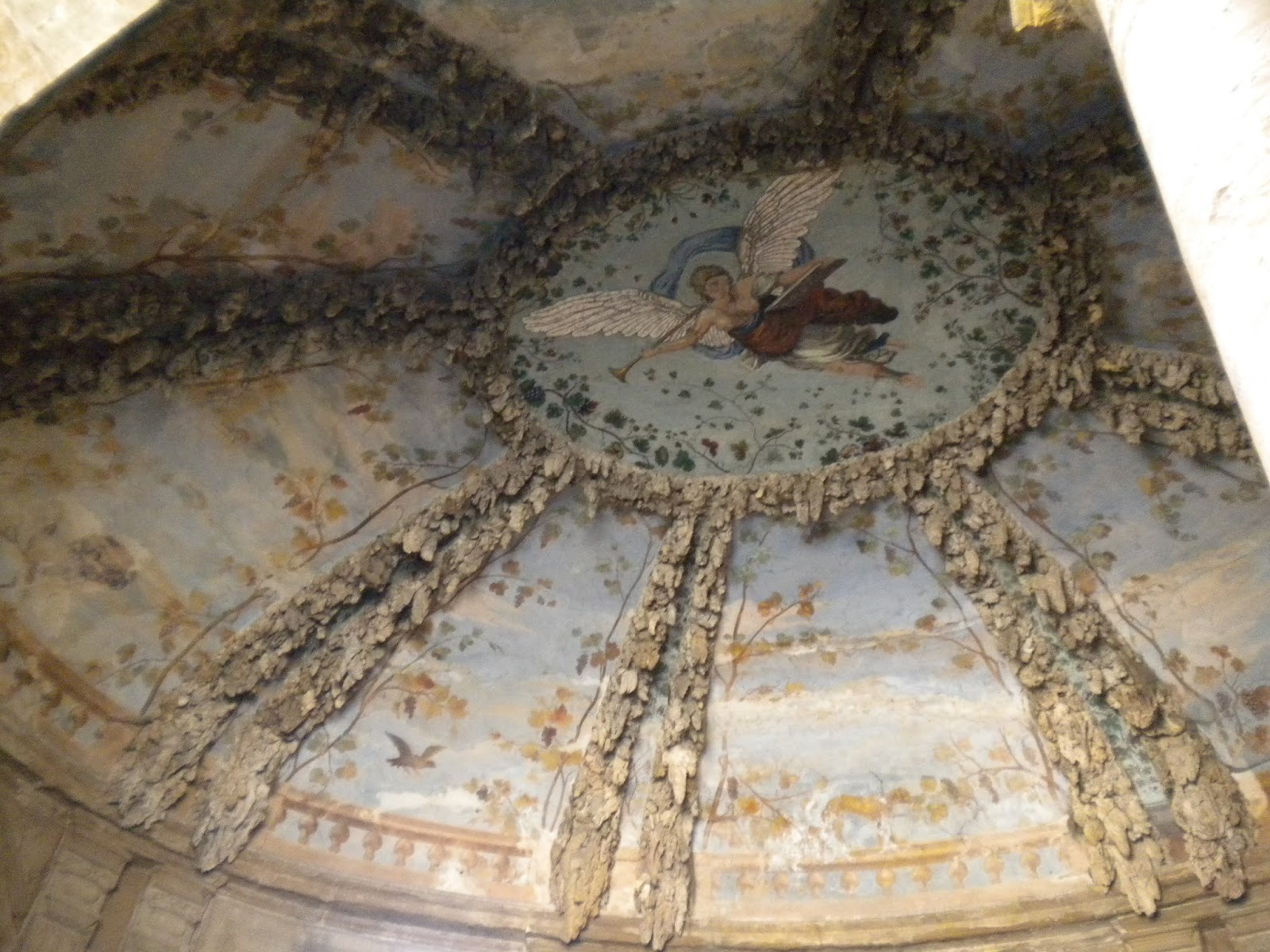 Groteskology: Down In The Grotto