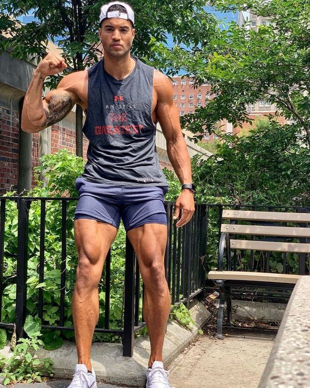 Favorite Hunks & Other Things: Favorites: Devin Goda
