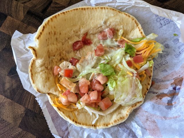 Review: Taco Bell - Loaded Chicken Flatbread Taco